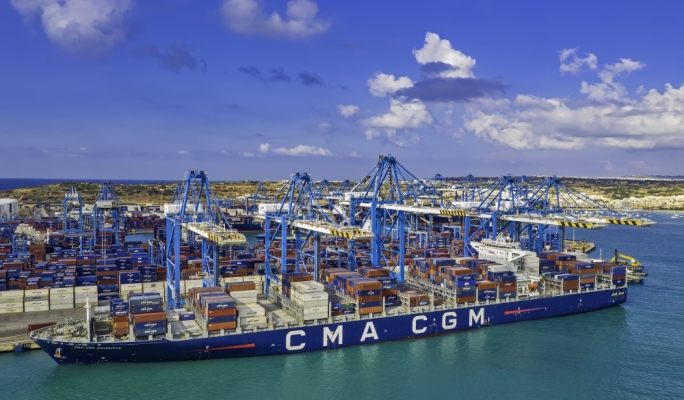 Malta Freeport completes 9,000 container moves on single vessel